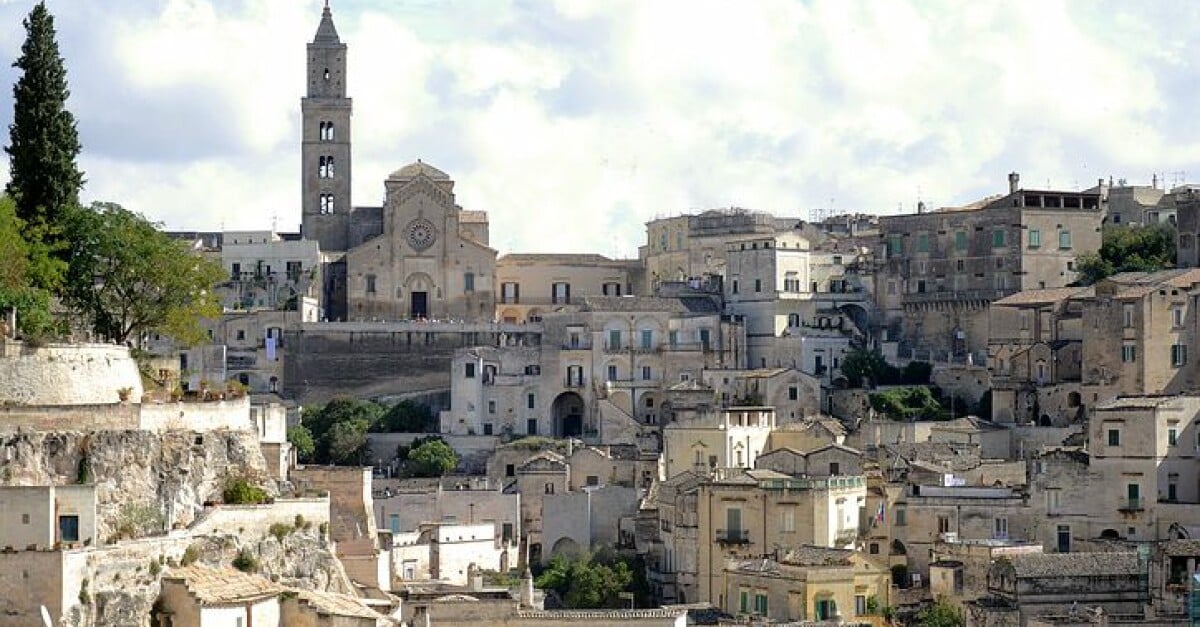 Basilicata Wine Region Guide | WineTourism.com