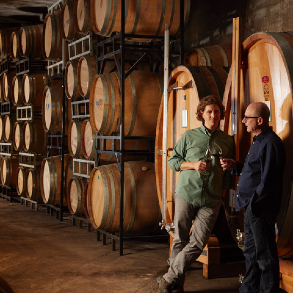 Cave Spring Vineyard - Wine Tasting & Tour | Winetourism.com