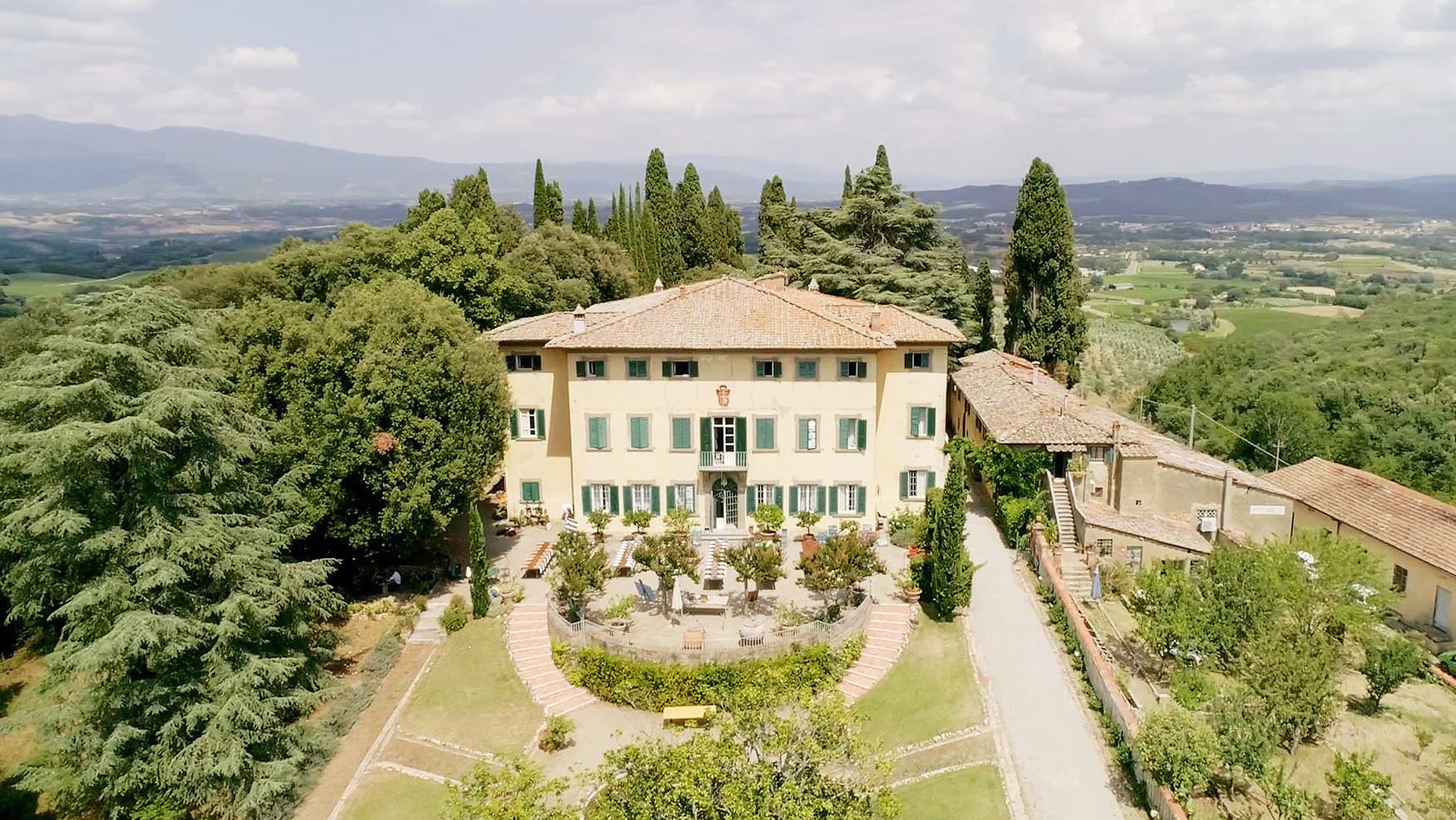 Petrolo - Wine Tasting & Tour | Winetourism.com