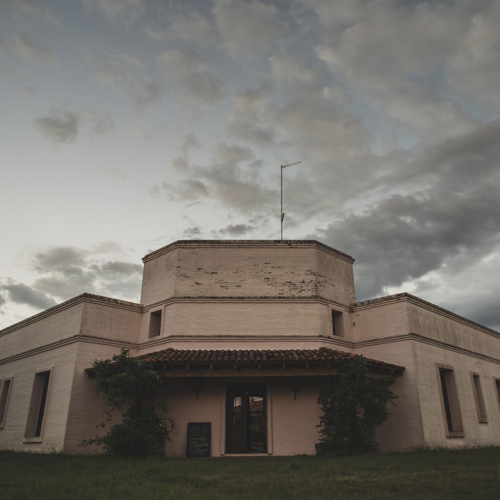 Bodega Cerro Chapeu - Winery in Montevideo, Uruguay | Winetourism.com