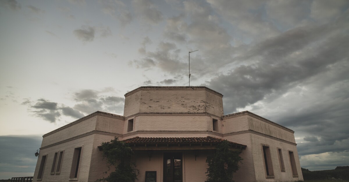 Bodega Cerro Chapeu - Winery in Montevideo, Uruguay | Winetourism.com