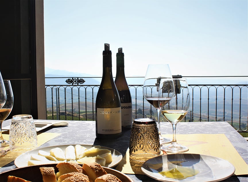 Interesting facts about Nero d'Avola | WineTourism.com
