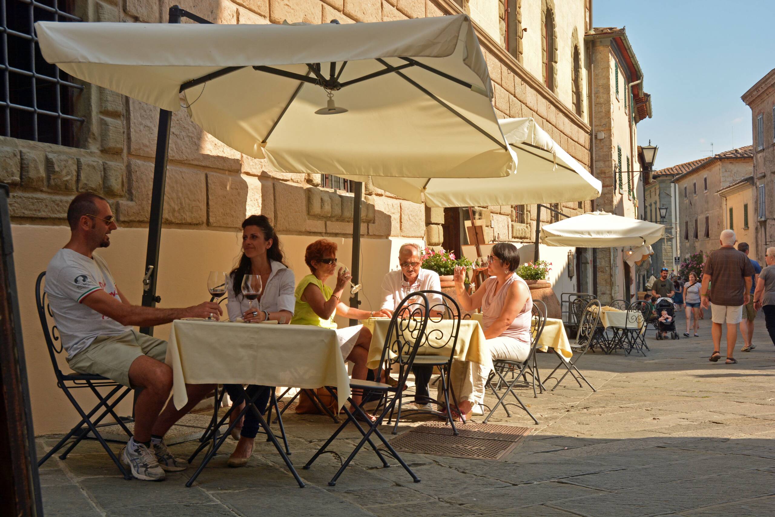La Castellina - Winery in Tuscany | Winetourism.com