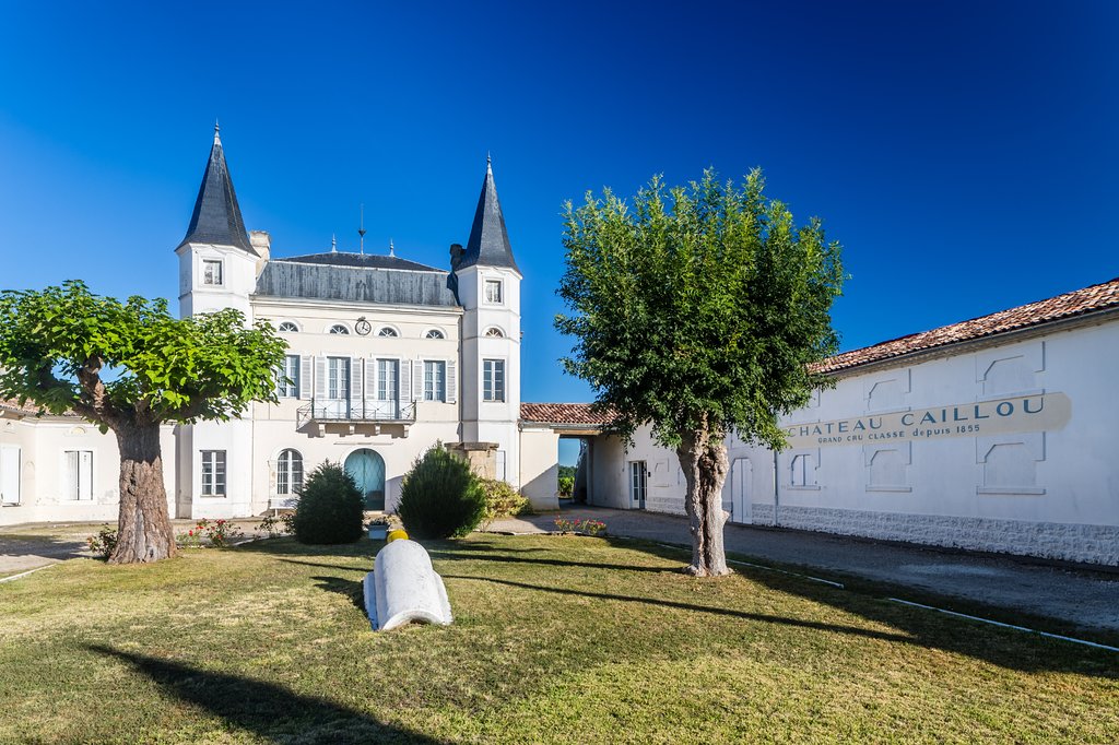 Chateau Caillou - Wine tasting & tour | Winetourism.com