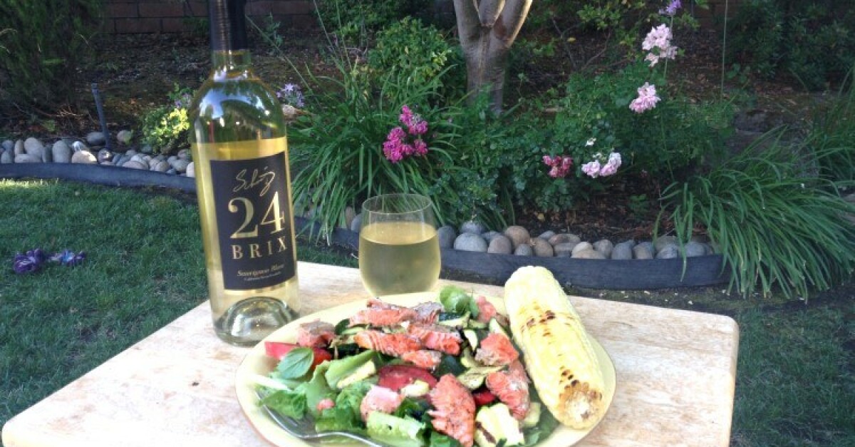 Wine Tasting at Schmitz 24 Brix Wines | Sierra Foothills | Winetourism.com