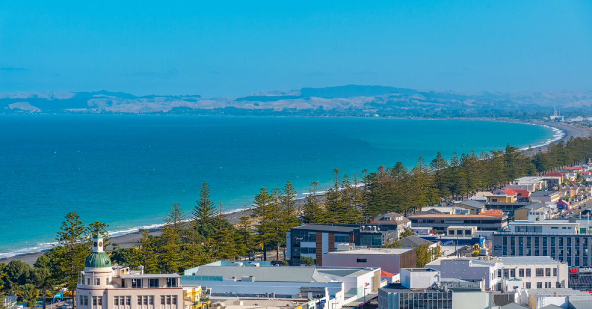 Napier Wineries: A 2026 Guide to Hawke's Bay Wines | WineTourism.com