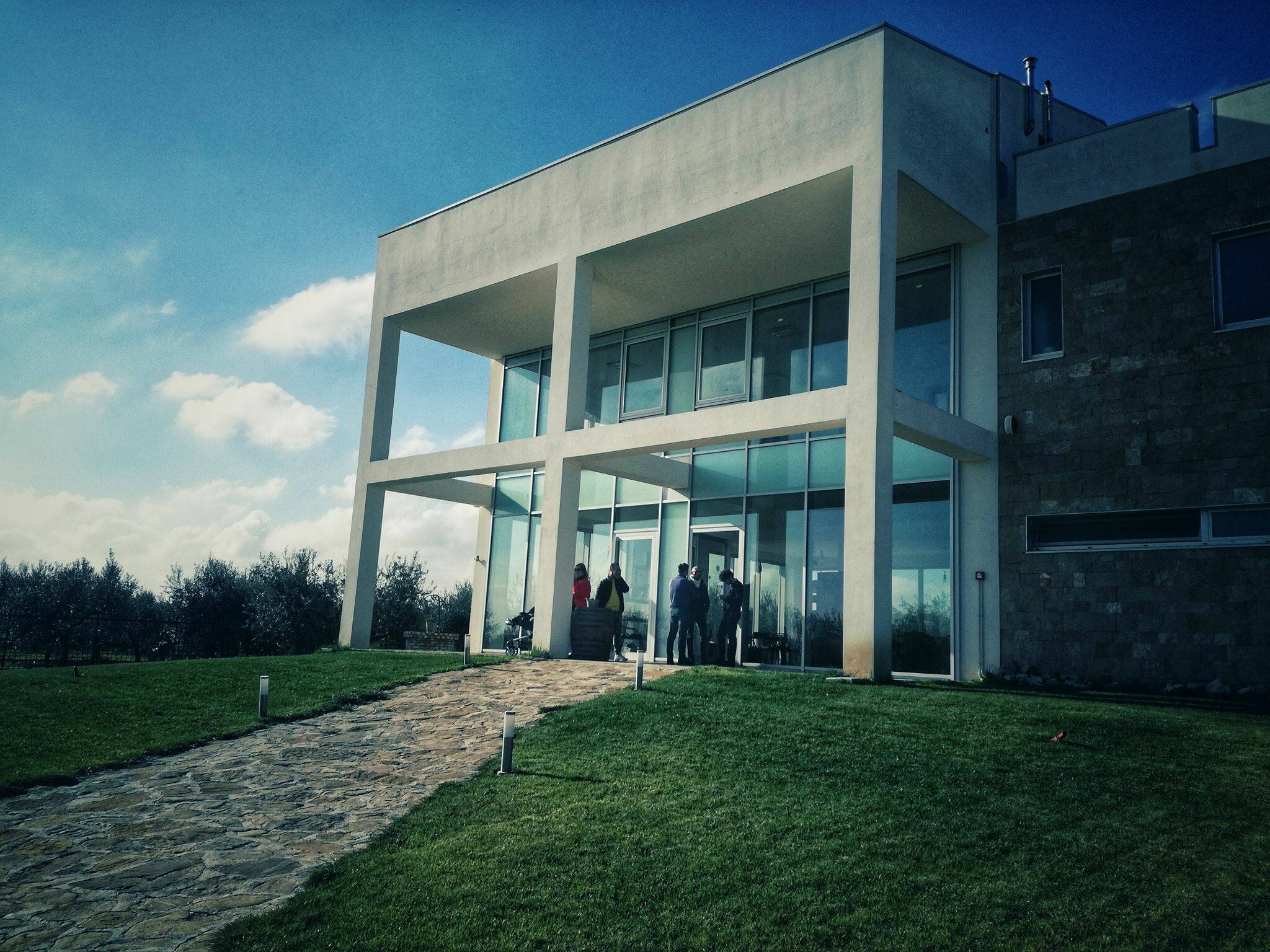 Sacco Vignaioli Apuli - Degustazione e tour di vini premium ...