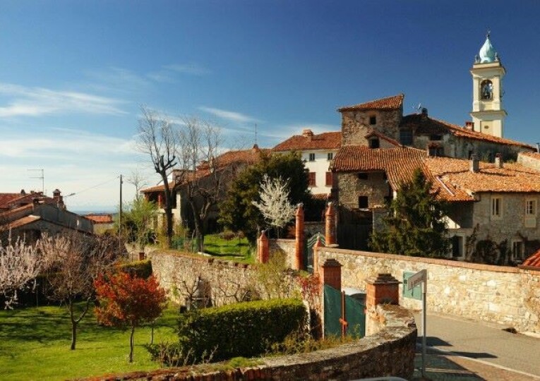 Travel Guide to Lombardy Wine Region, Italy | Winetourism.com