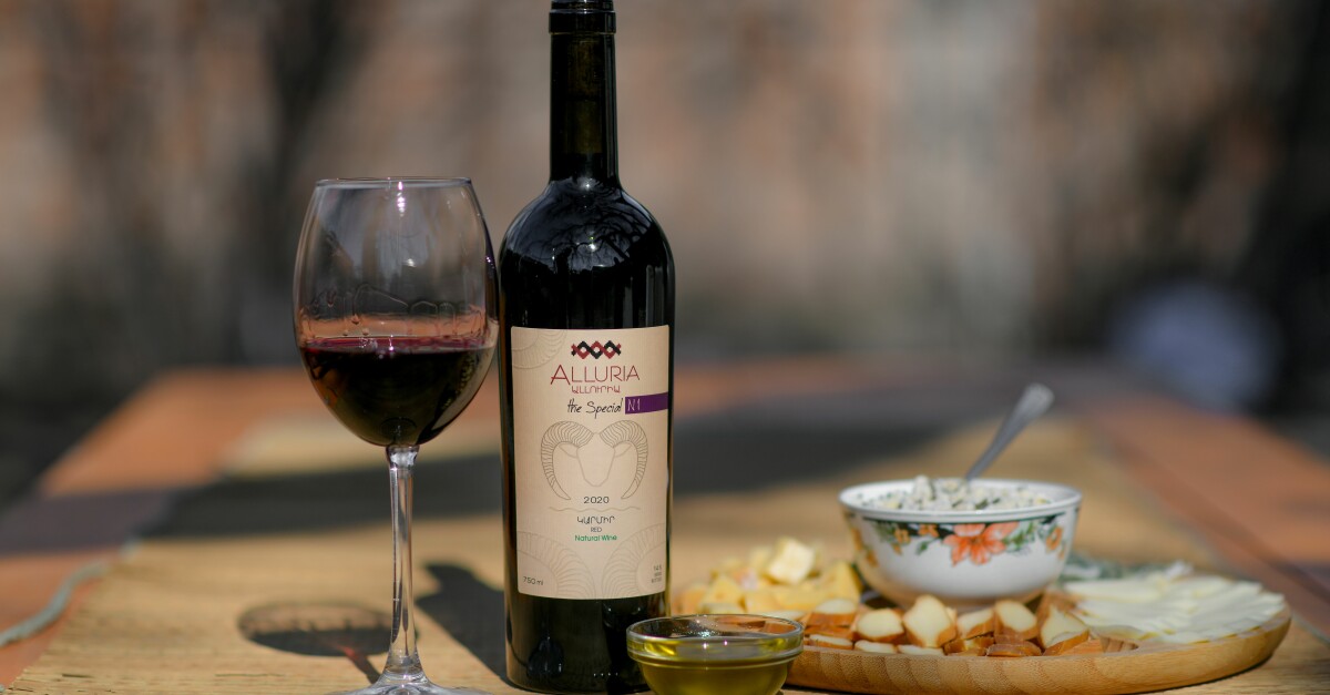 Wine Tasting & Tour at House of Alluria Wines | Winetourism.com