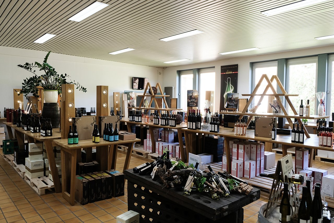 Discovery Wine Tasting at Caves de Wellenstein | Winetourism.com