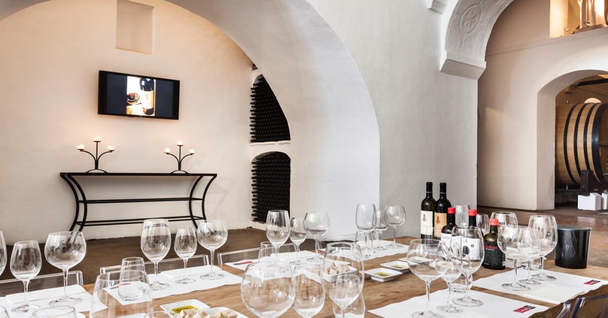 Enoturismo Cartuxa - Adega Cartuxa - Winery in Alentejo | Winetourism.com