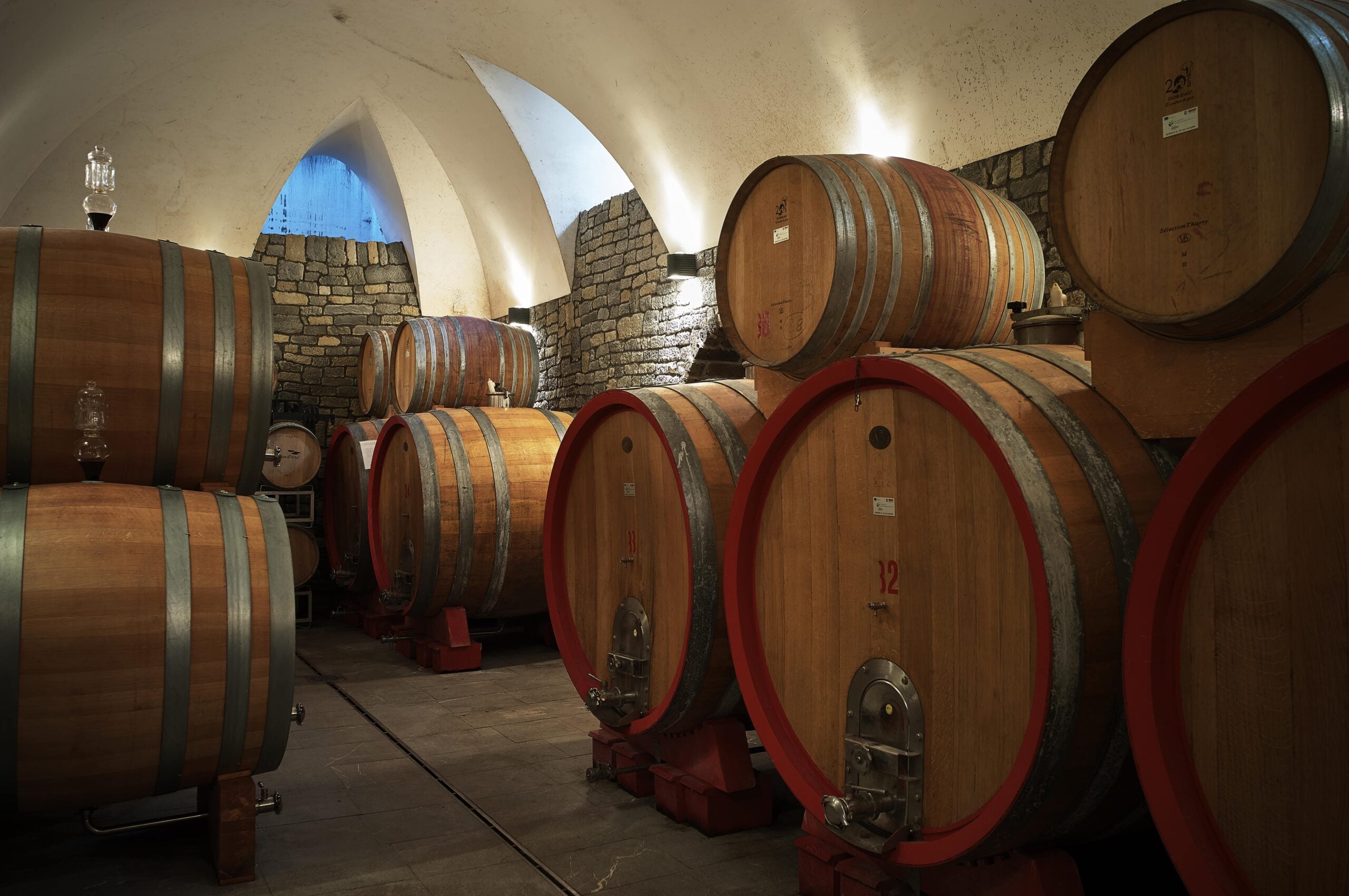 Wine Discovery Taurasi - Guided Wine Tour in Campania | WineTourism.com