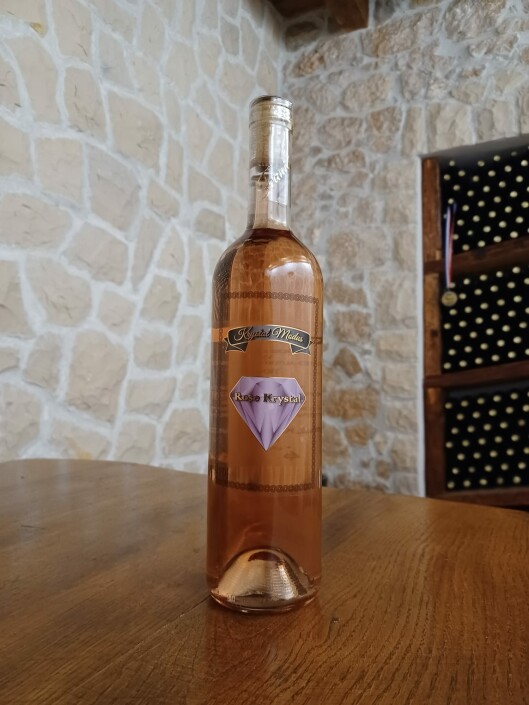 Sea of Roses - Wines from Casal Sta Maria | Winetourism.com