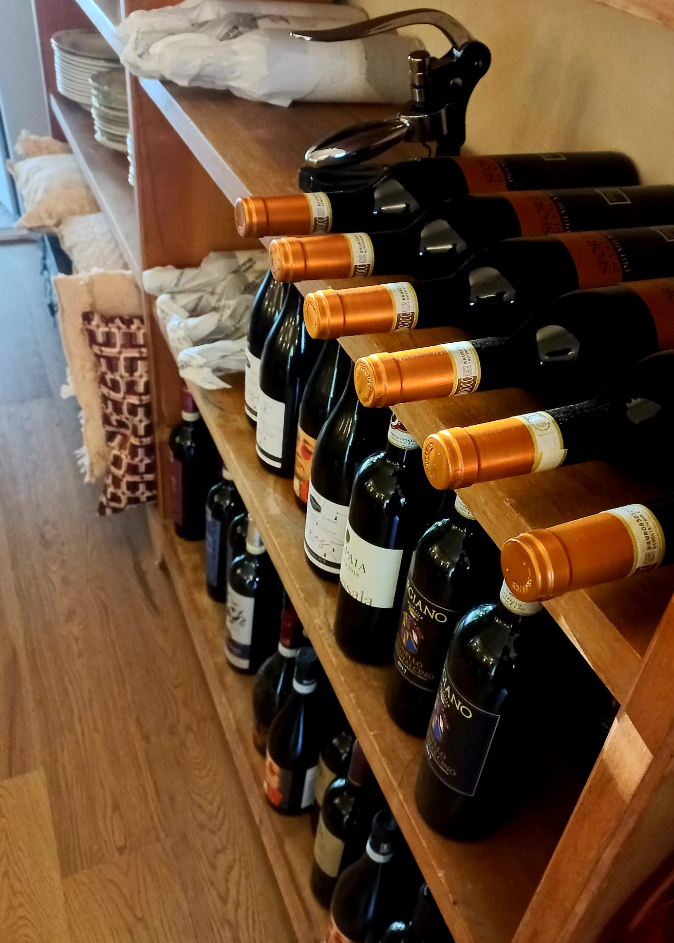Best Discover Lombardy wines staying in an authentic Corte in Como Lake ...