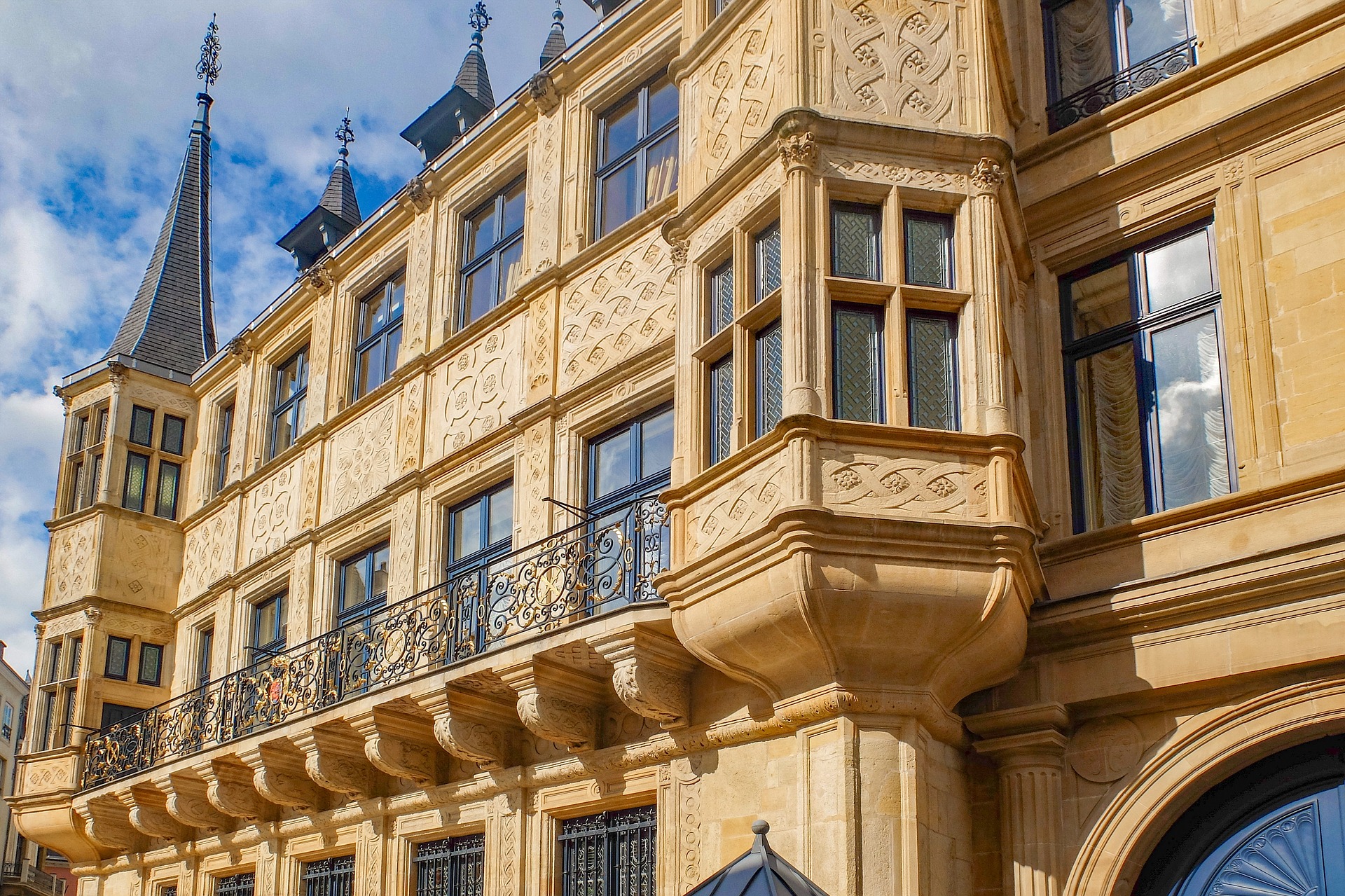 Visit Luxembourg Tours - Local wine Guide in Luxembourg Moselle Valley ...