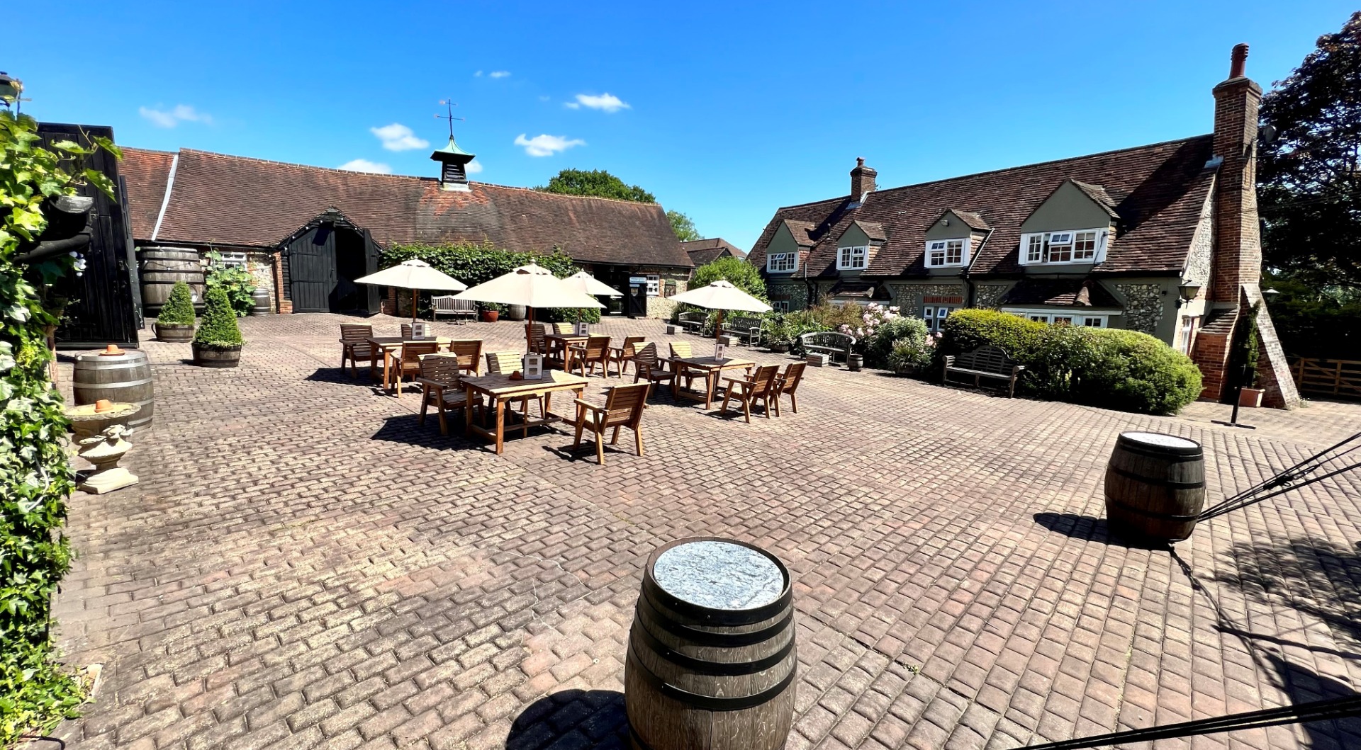 Chiltern Valley Winery & Brewery - Wine tasting & tour | Winetourism.com