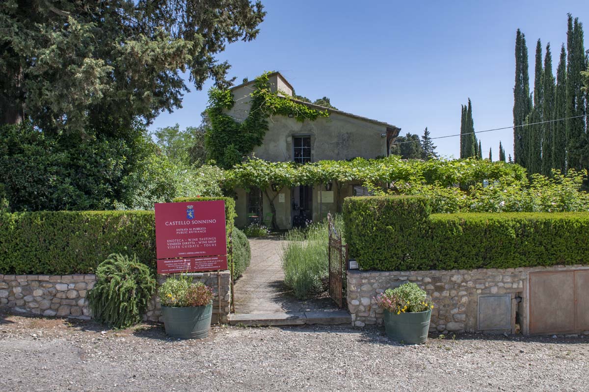 Wine Tasting Gourmet at Castello Sonnino in Tuscany | Winetourism.com