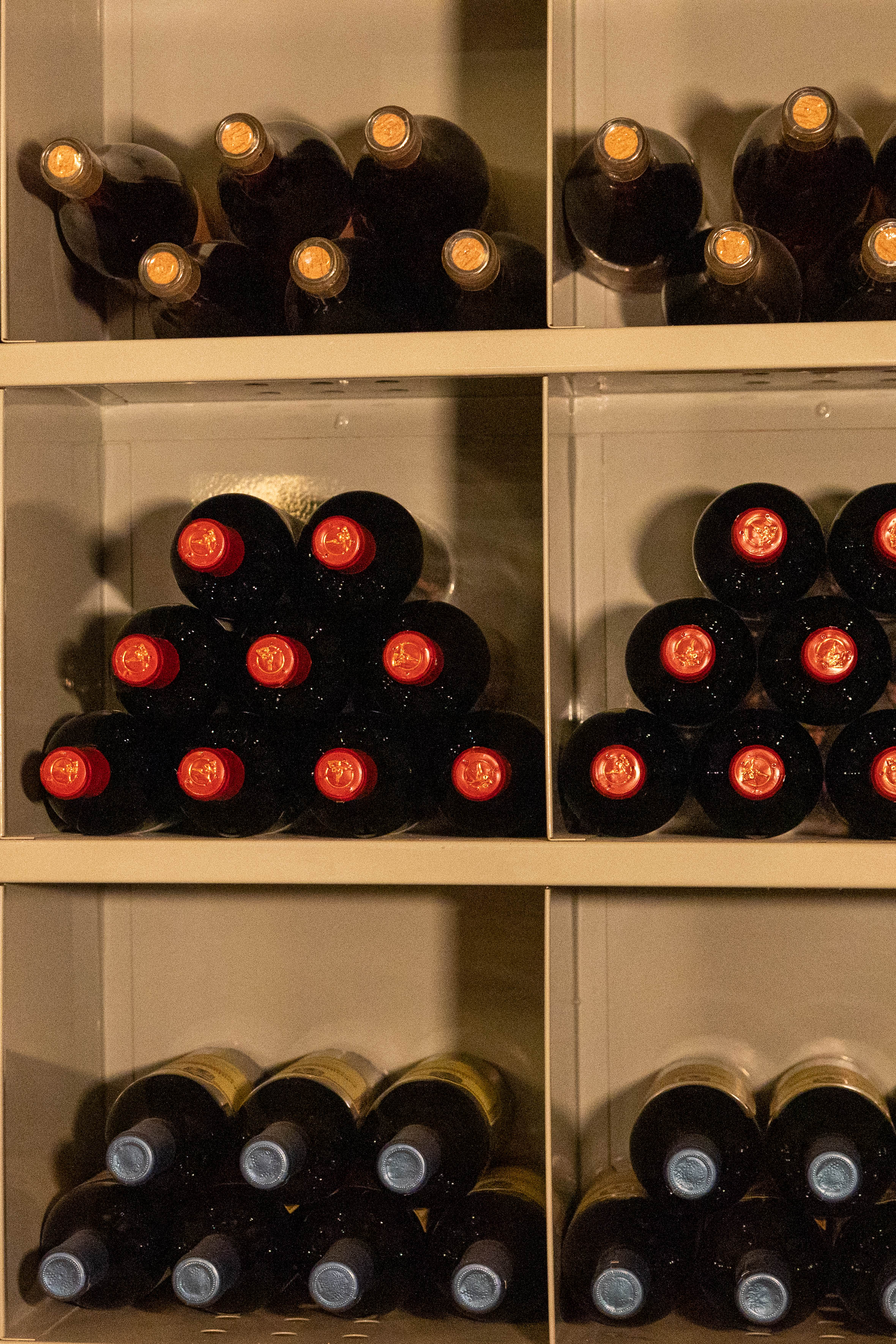SATYRS Artisan - Greek Wine Tasting in Catalonia | Winetourism.com