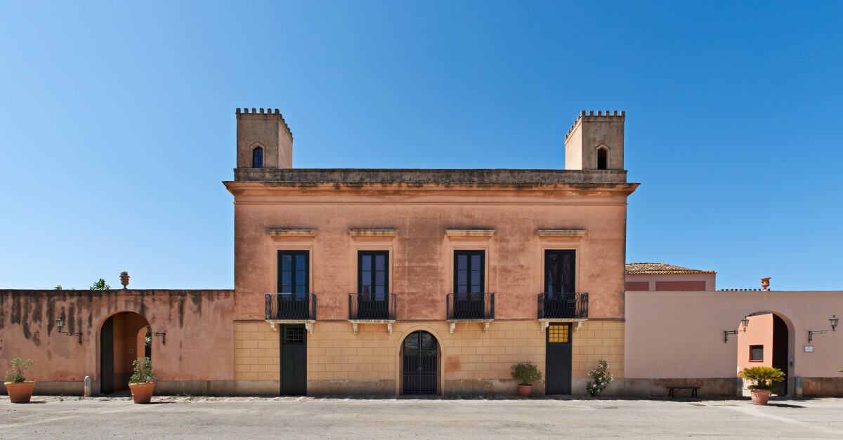 Wine Tasting & Tour at Baglio Ingardia, Sicily | Winetourism.com