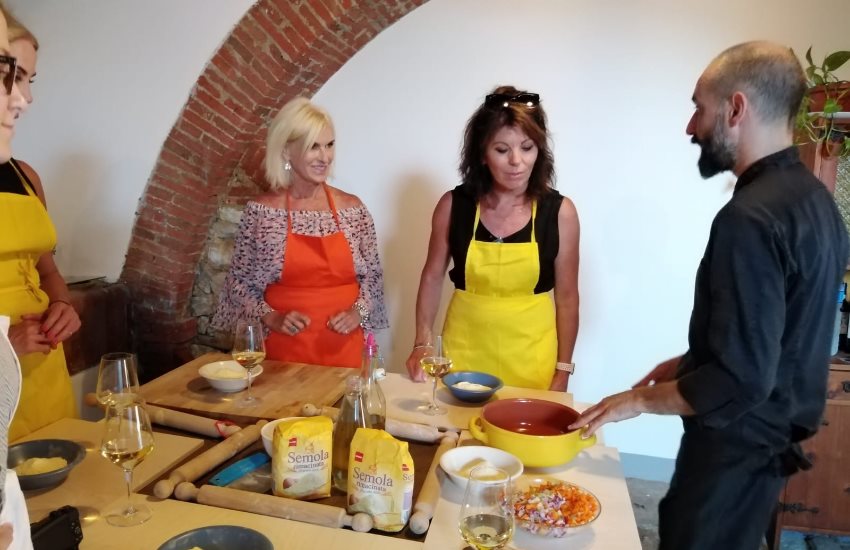 Cooking Class in a Chianti Farm - Guided Wine Tour in Tuscany ...