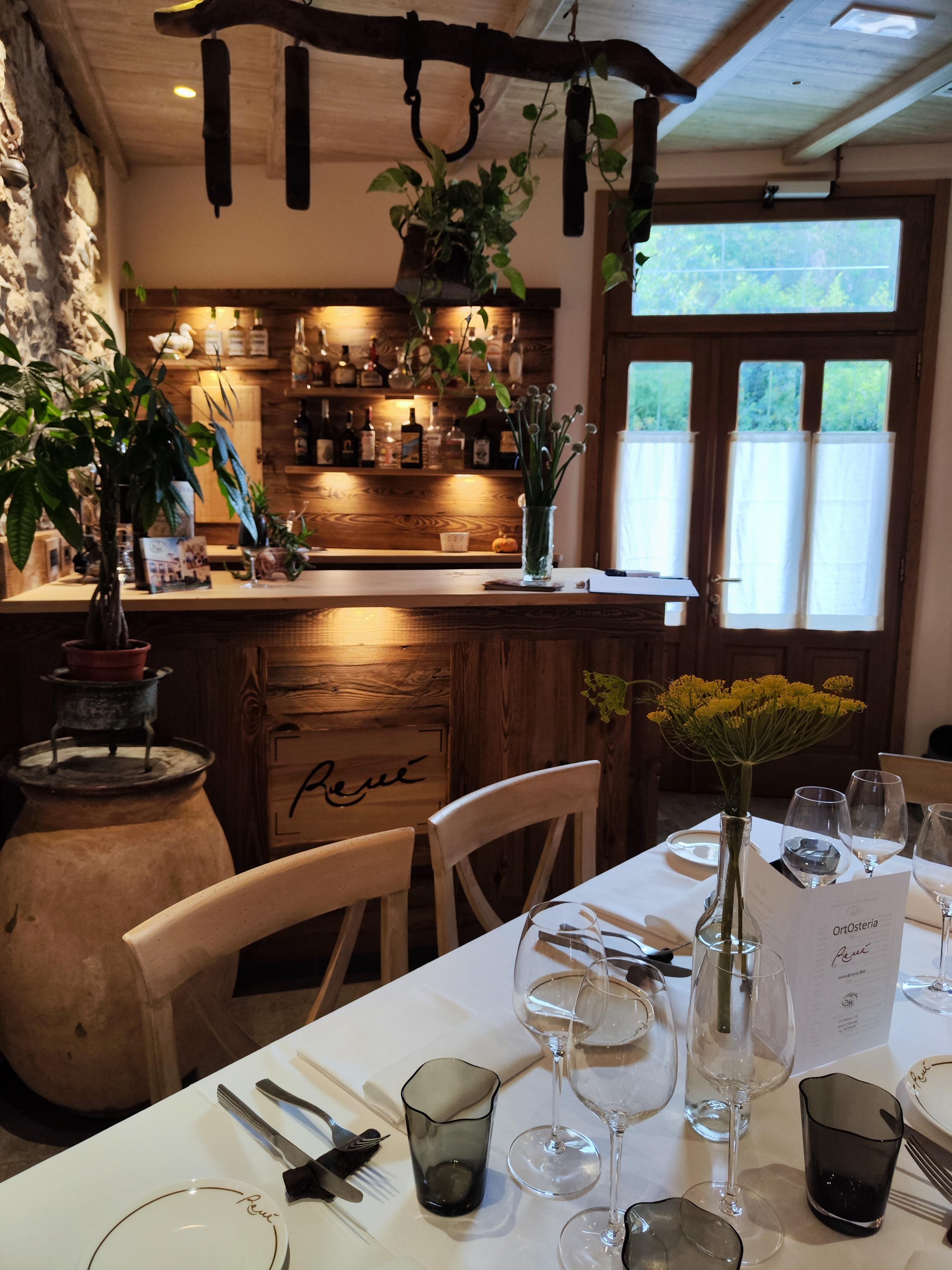 Bio Vio - Dinner at Ortosteria René in Liguria | WineTourism.com