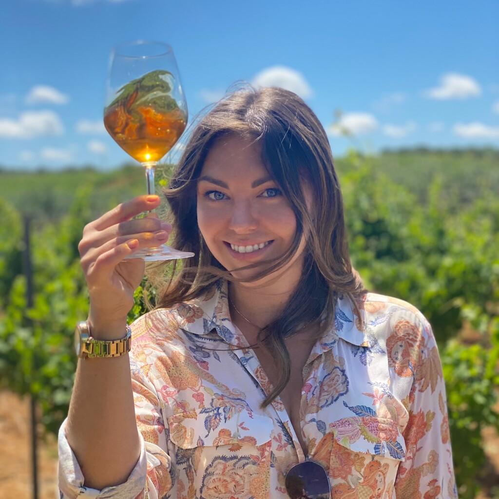 Helen B - Local Wine Guide in Sicily | WineTourism.com