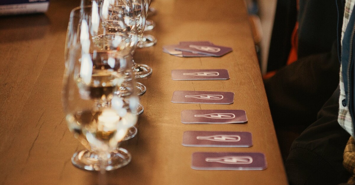 Bottle Shock Wine School: Expert Tasting Experience | Winetourism.com
