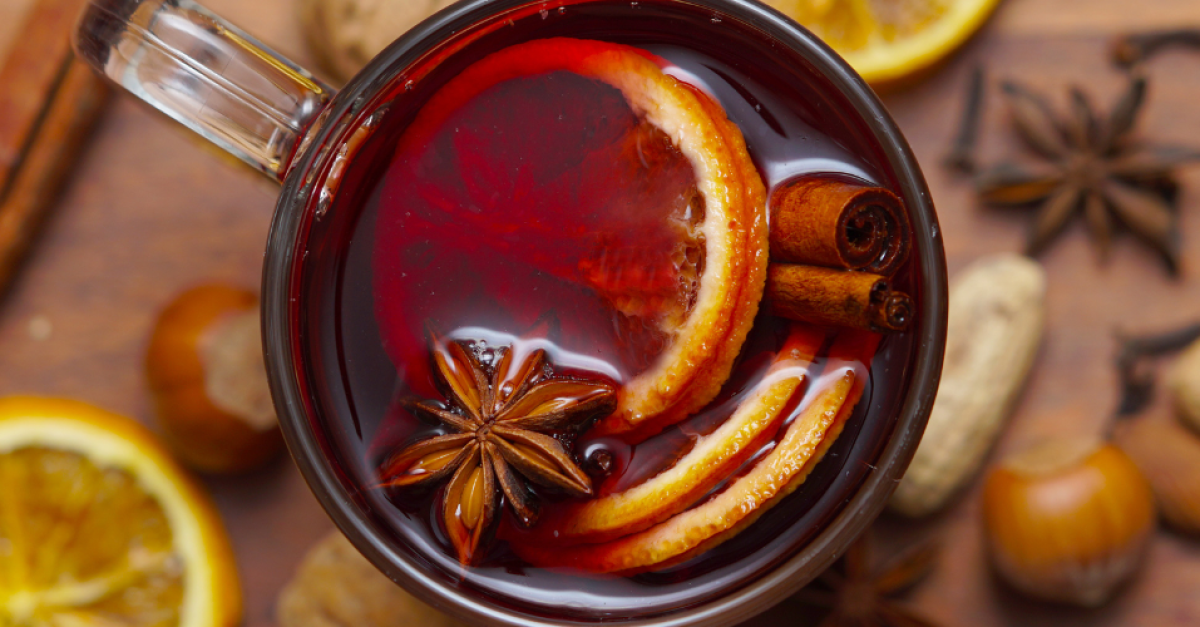 Mulled Wine Recipe: How to Make the Best Warm Spiced Wine at Home ...